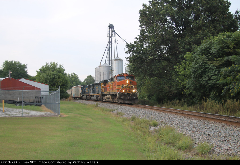 BNSF 4488 CSX 4066 4549